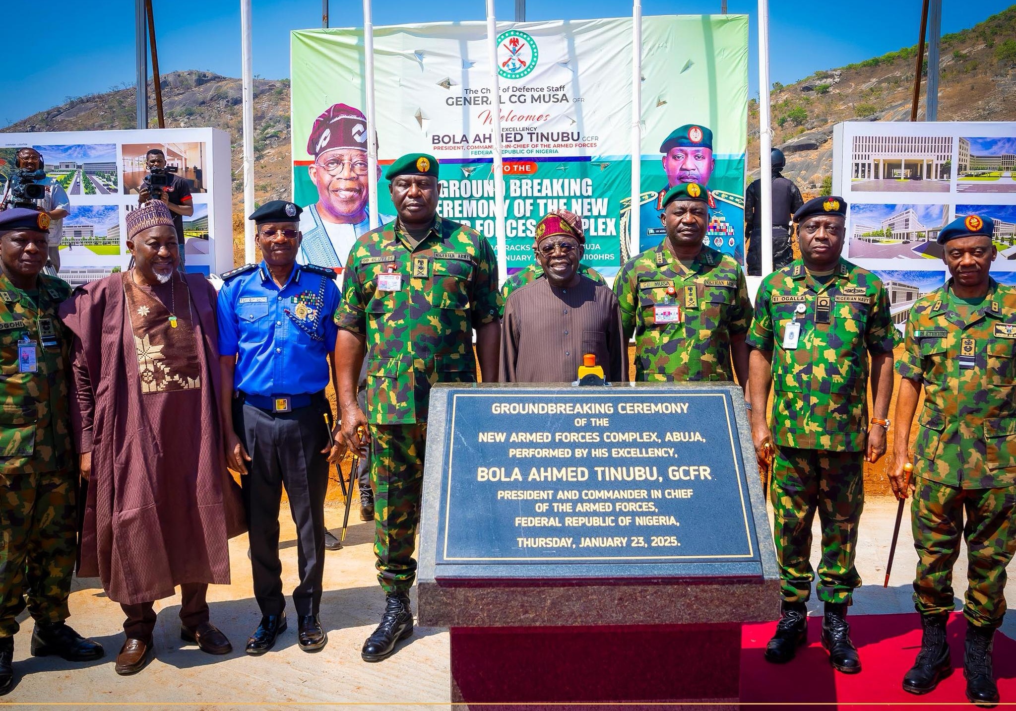 NIGERIA PRESIDENT LAUNCHES MODERN DEFENCE COMPLEX TO HONOUR THE ARMED ...